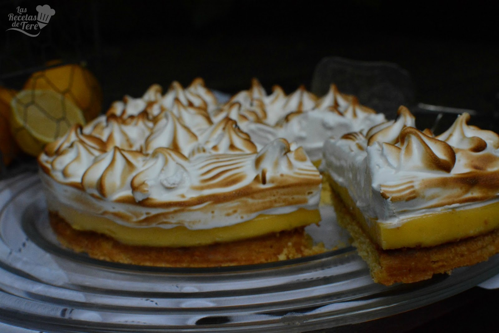 Pastel de limón con masa sablé y merengue suizo