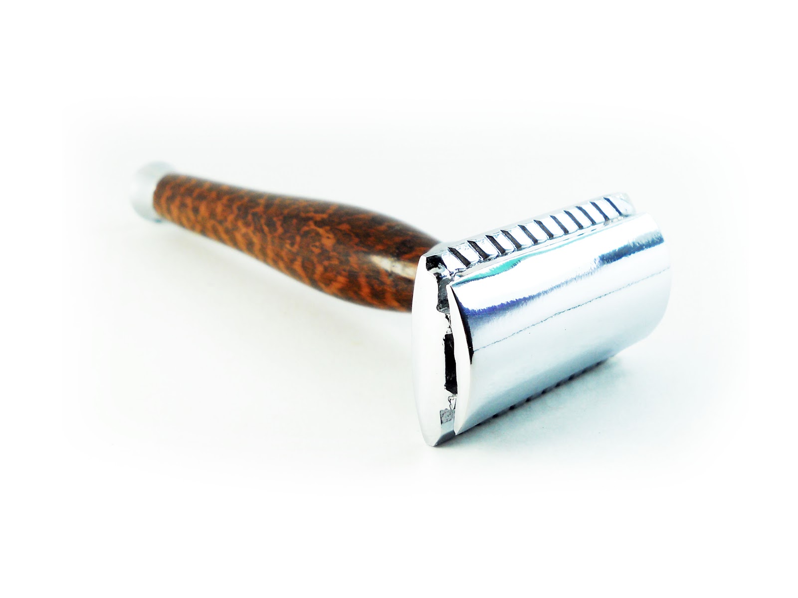 Damascus Steel Safety Razors | TheShaveDen