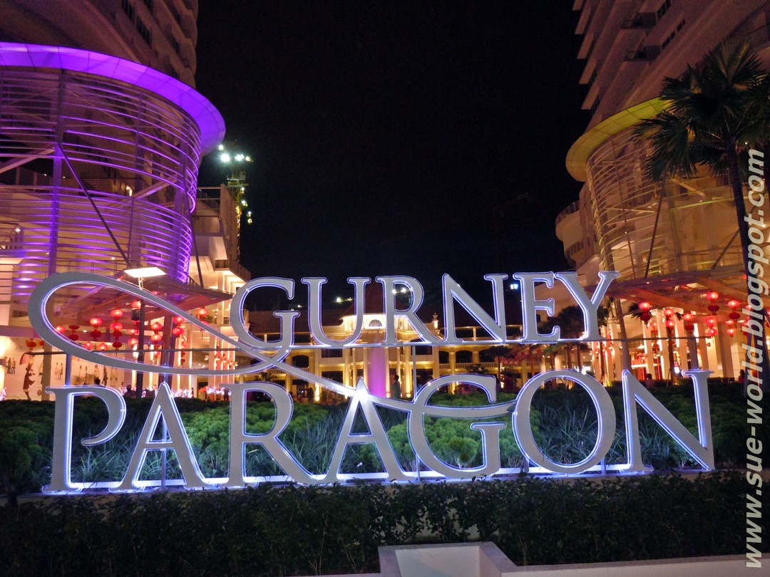 The World Through My Eyes: A Night at Gurney Paragon