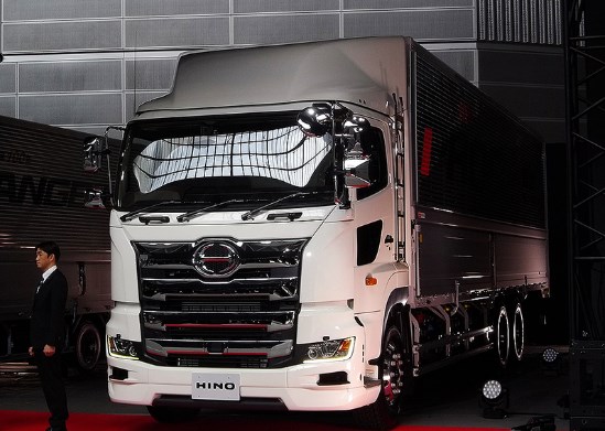 Mobil Truk Hino Modifikasi Terbaru 2017