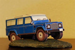 Land Rover Defender | Paperized Crafts