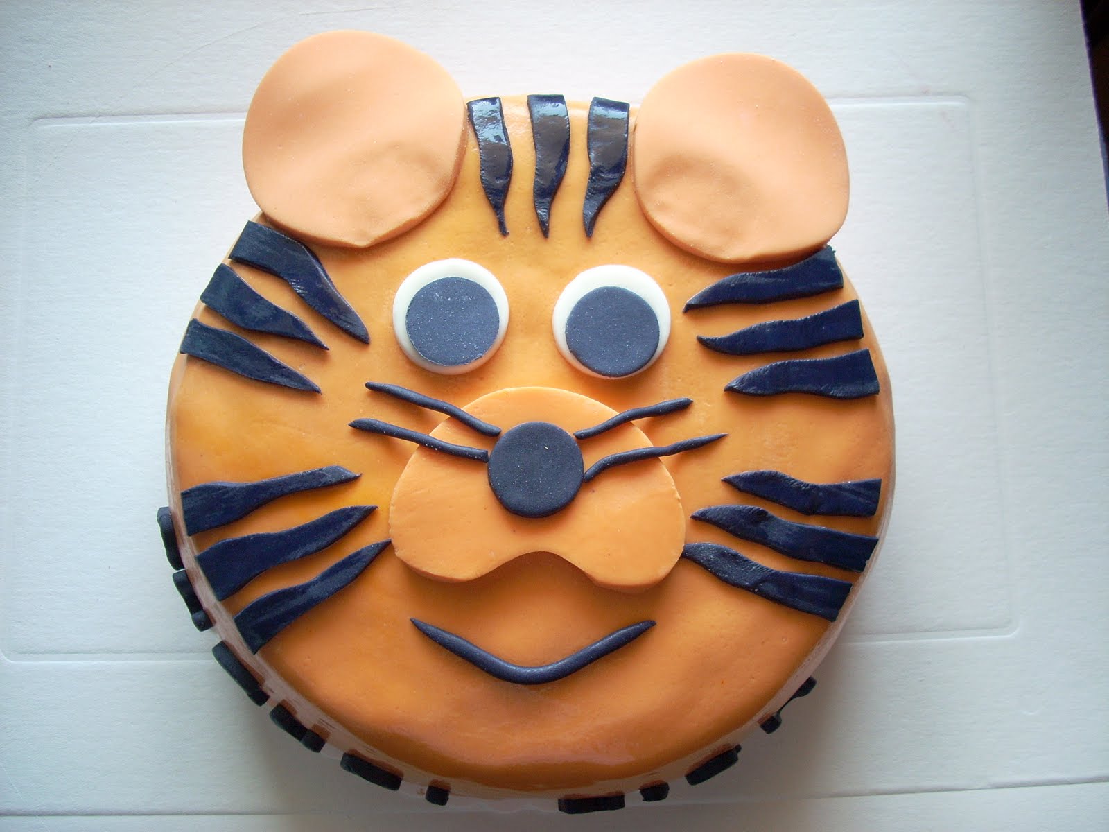Elisa's Cakes: Torta Tigre!!!!!!
