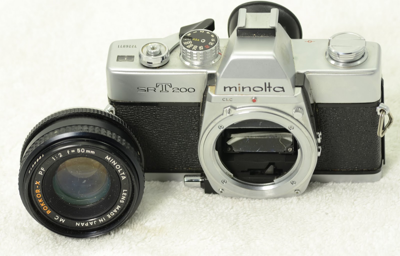 Vintage Camera House: Minolta SRT 200 with 50mm 1.8