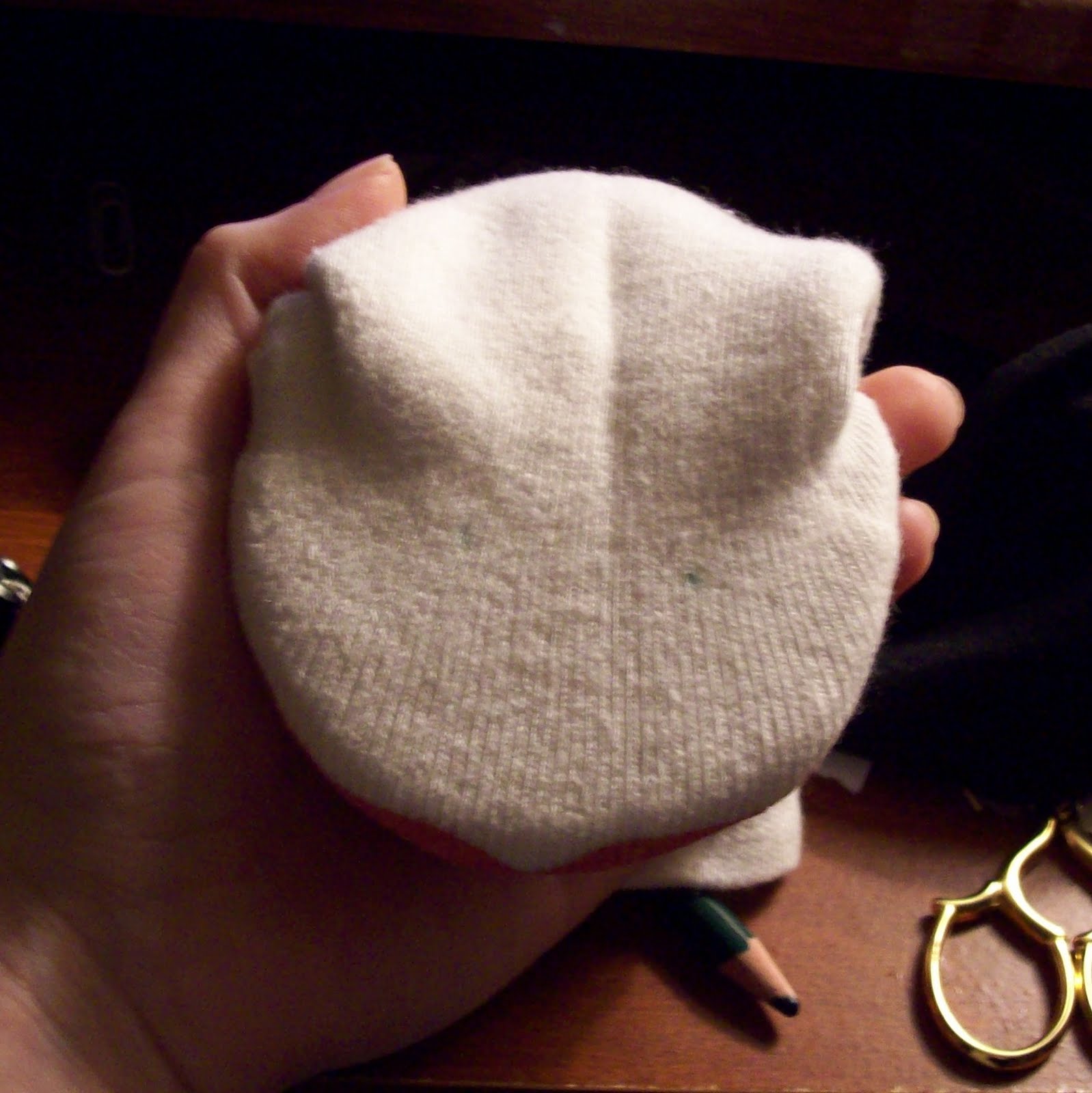 Brave turtle creations: Complete Tutorial On How to Make A Sock Puppet