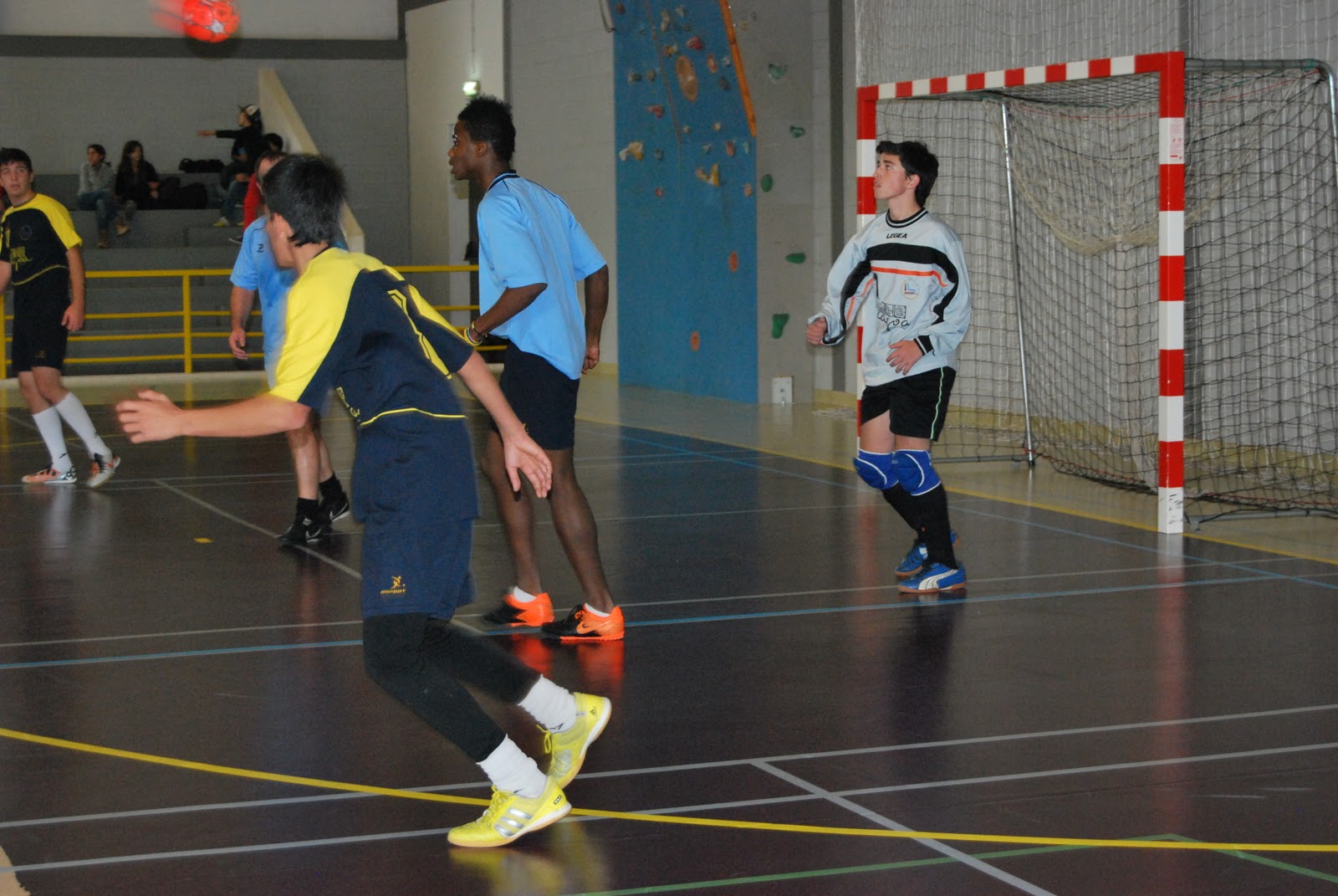 Desporto Escolar Agrupamento Escolas Rio Arade: Jogo Futsal Professores ...