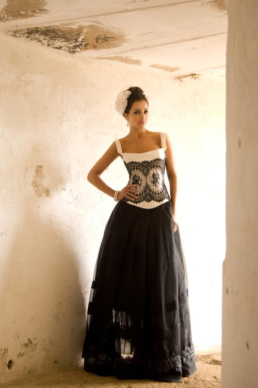 Marine lorphelin: Talia Bennett - Miss Universe New Zealand 2012