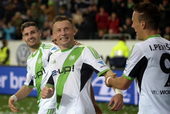 Goal of the day: Ivica Olić (Wolfsburg) vs Dortmund | inside World Soccer