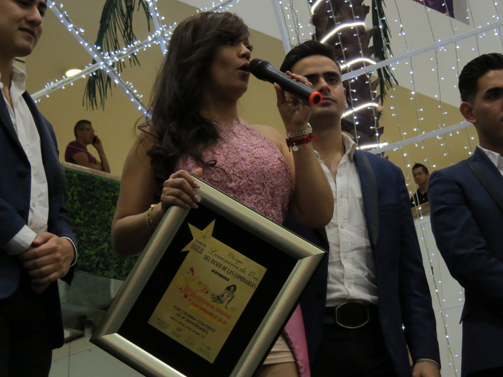 somos el espectador: AMERICA RAMIREZ LA MEXICANA DE UN CONTINENTE