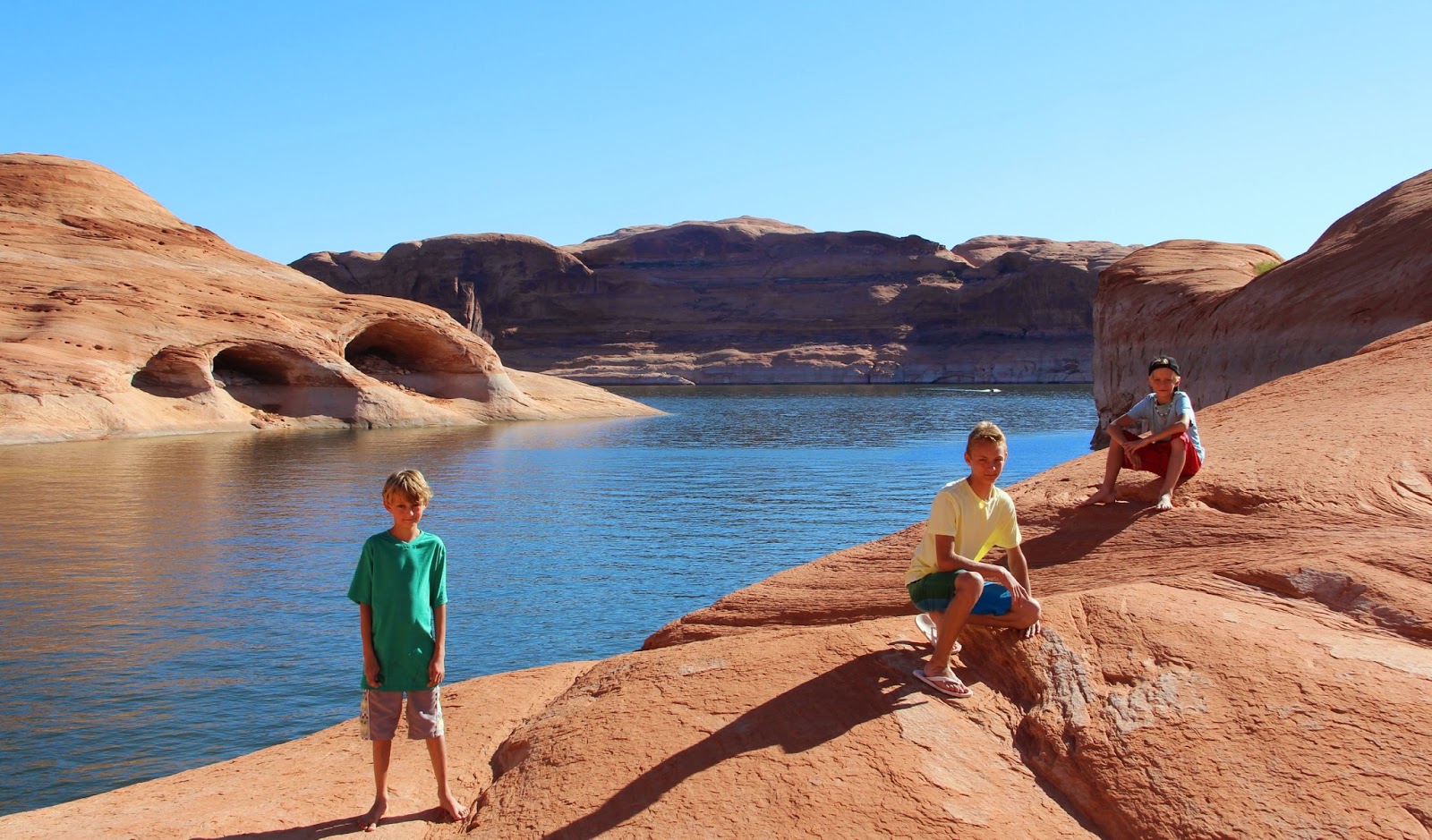 Moore Minutes: Our family's annual LAKE POWELL HOUSEBOAT vacation, part 1