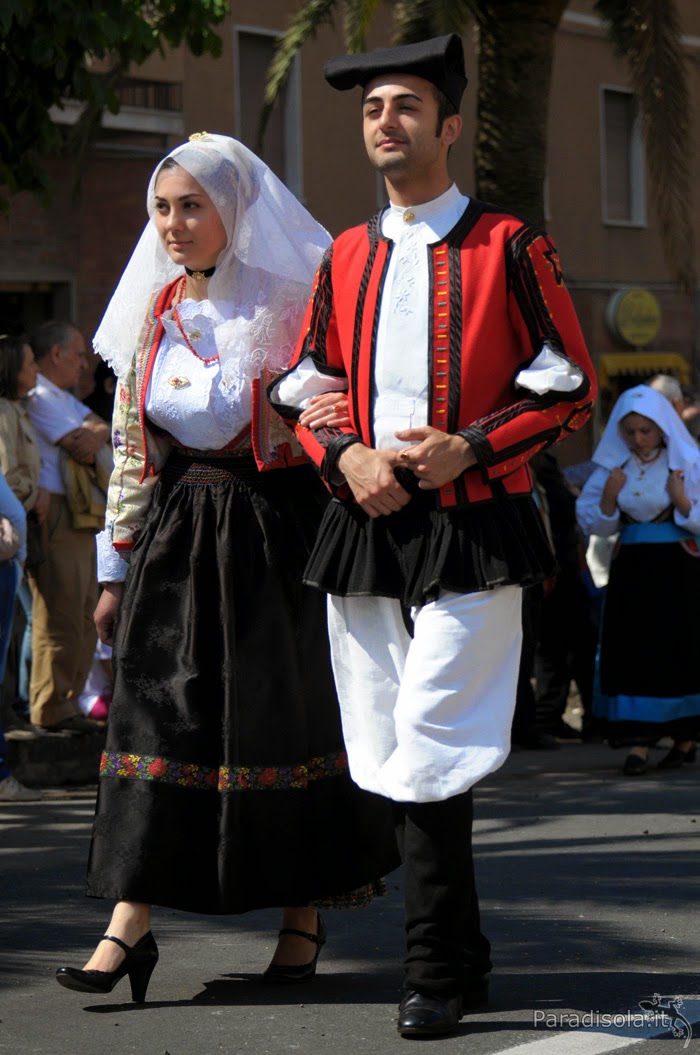 Sardinian Traditional Clothing - Page 12 - Sardinian People