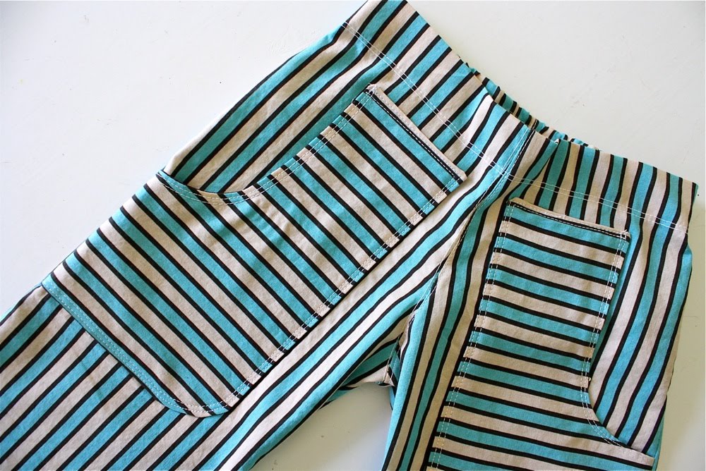 Front POCKETS - MADE EVERYDAY