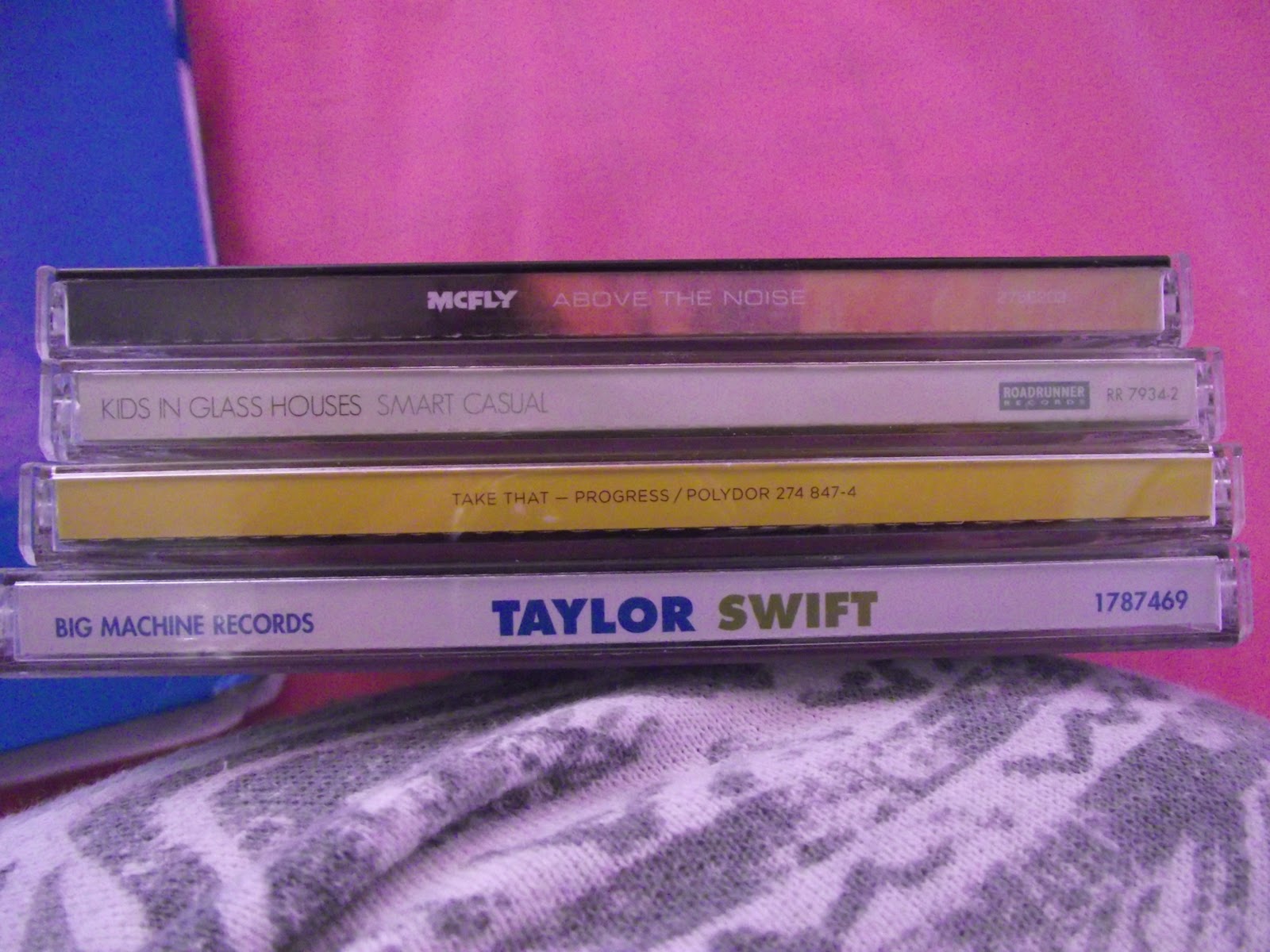 Kate's A2 Media Blog: ANCILLARY TASK 1 - SPINE OF CD COVERS.