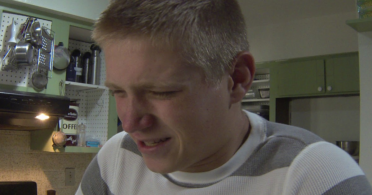 MuscleBate: Bodybuilders and Vintage Beefcake: Nick The Houseboy