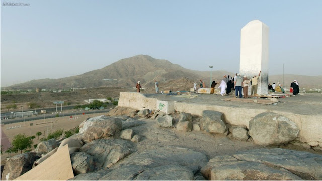 We Are Muslims Blog: Field of Arafat - 360 Degree View