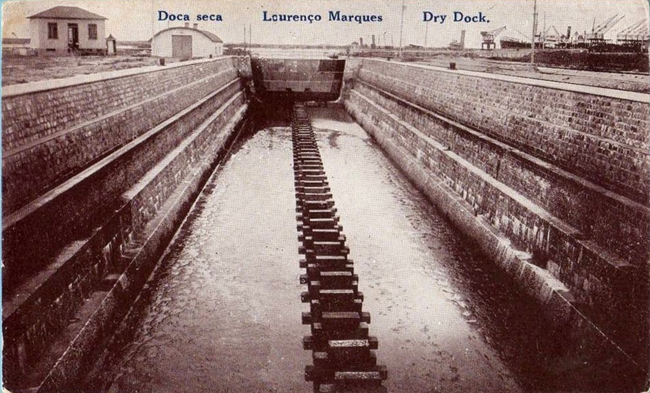 Doca seca do porto de Lourenço Marques, actual Maputo - mais da origem ...