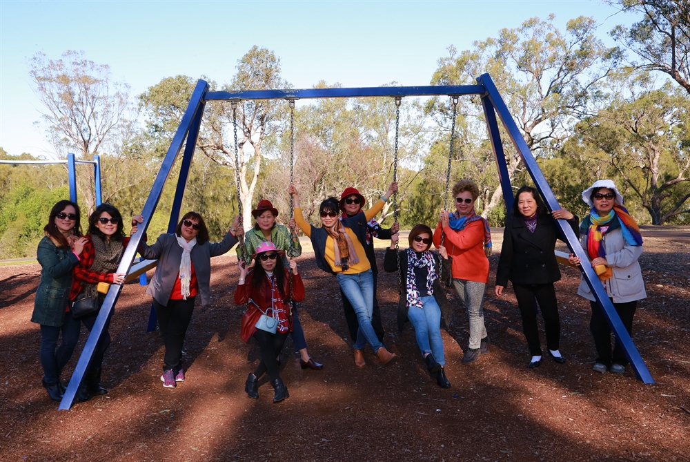 GỢI NHỚ: PHẦN 1 - LẦN THỨ 2, BBQ Ở FLINDERS SLOPES , GEORGES HALL ...