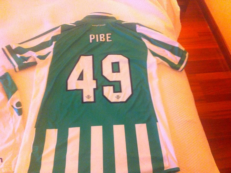 A TI MEU CAMBADOS: “PIBE” ENTRA CON LETRAS DE OURO NA HISTORIA DE ...