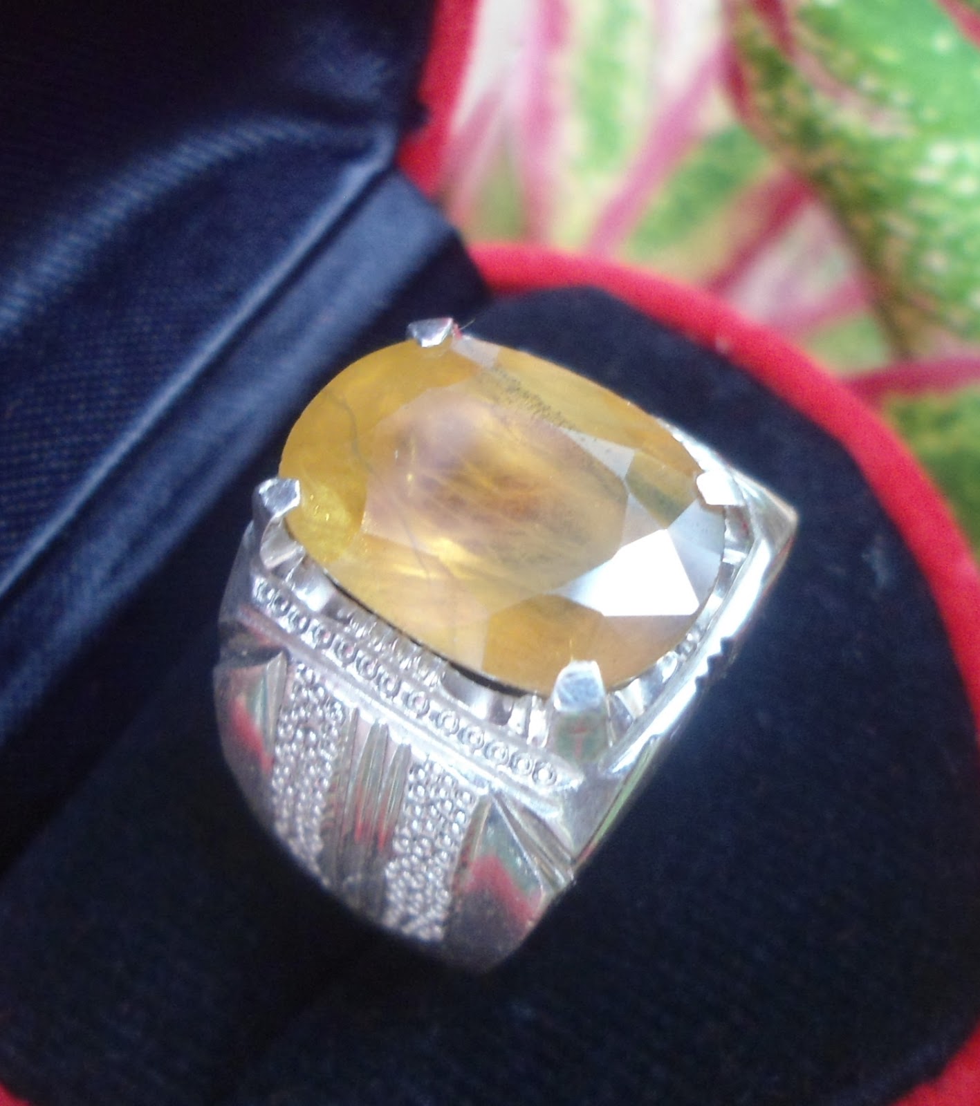JAUHARI PERMATA: CINCIN YELLOW SAPPHIRE (NILAM KUNING) - SOLD