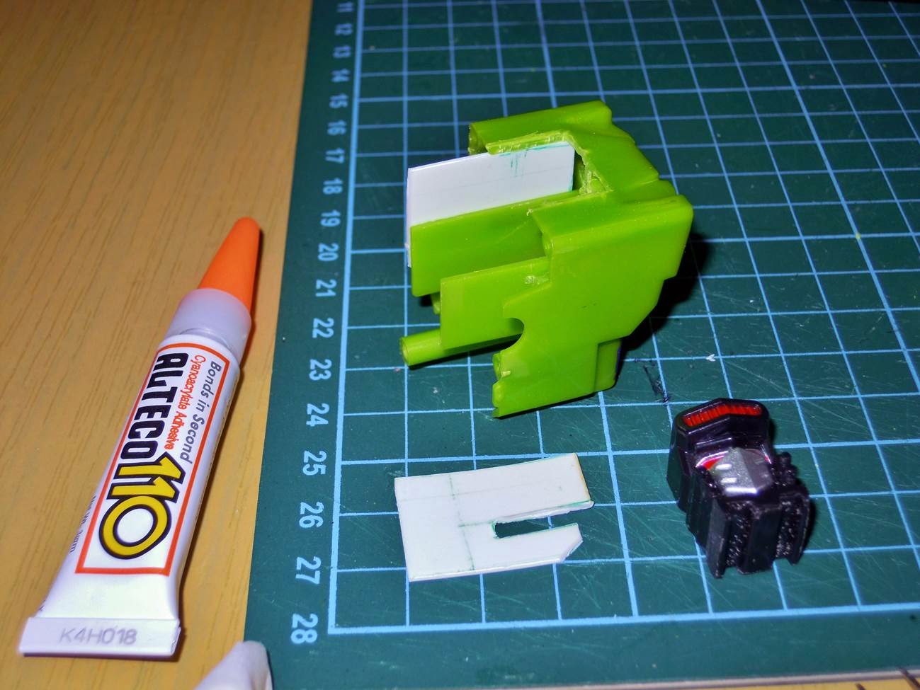 My KO Transformers & Etc: Update: KO TFC Structor Mod