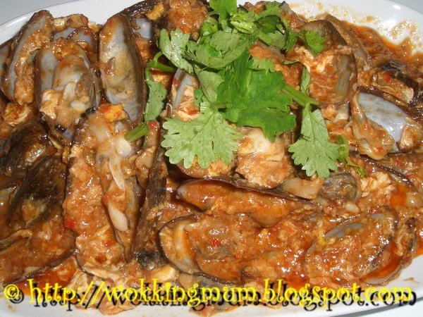 Let's get Wokking!: Chilli Soft Shell Clams | Singapore Food Blog on ...