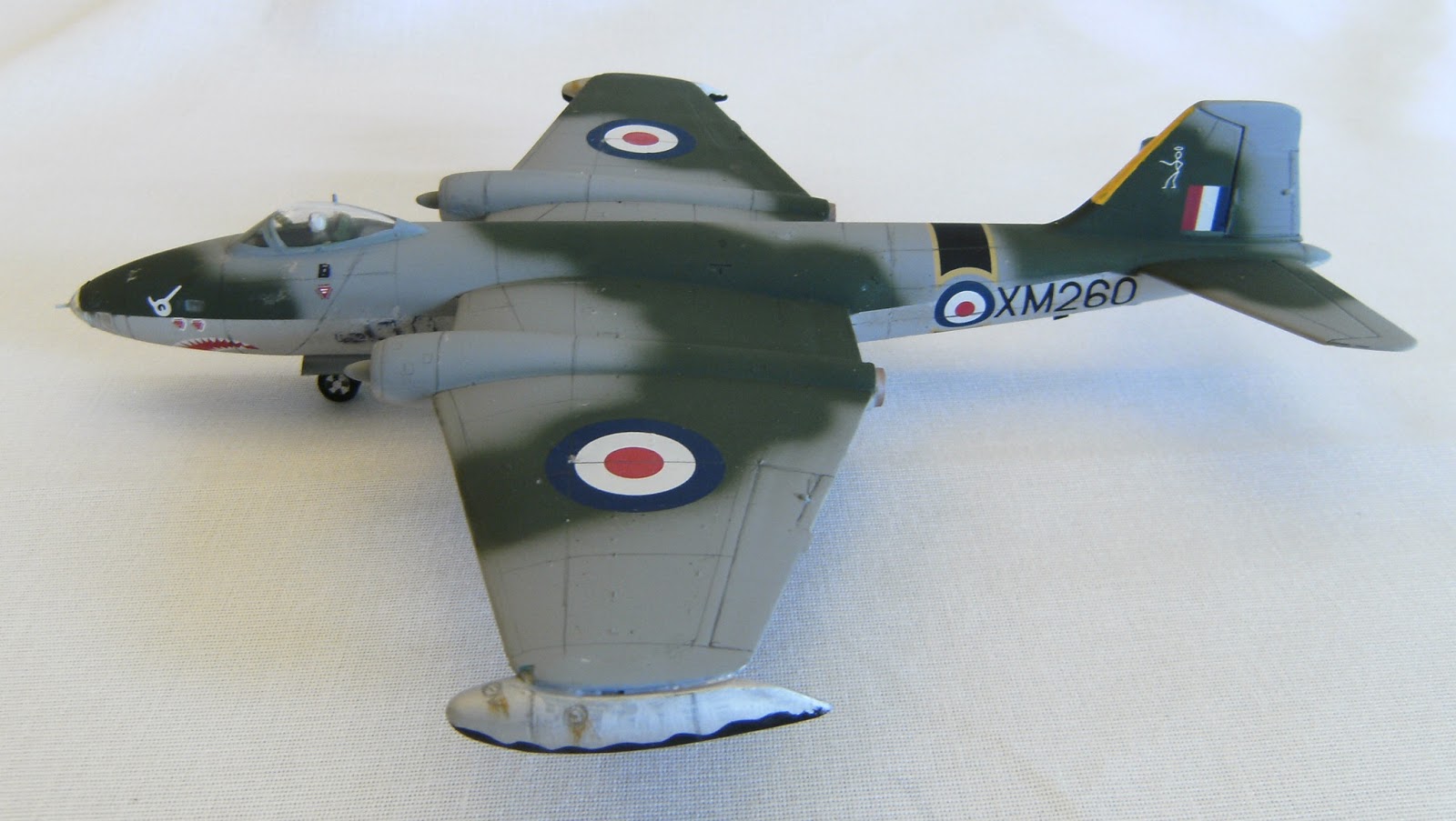 Happyscale-Modellbau: English Electric (E.E.) Canberra - Matchbox 1/72