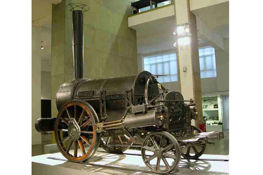 Web Study Centre: The World's first Engine driven train, "Rocket".