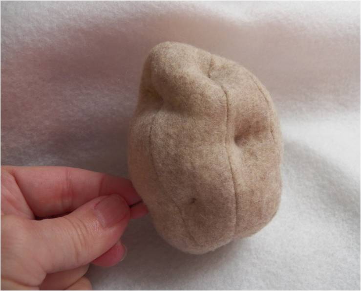 Art Threads: Monday Project - Felt Potatoes