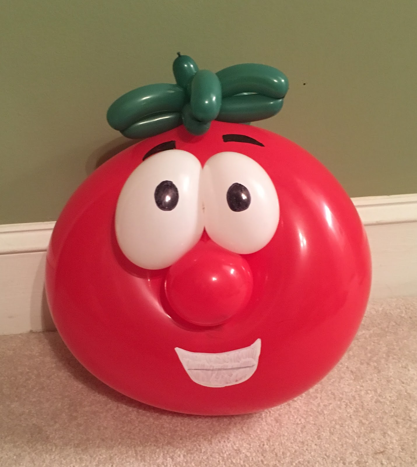 Daily Purple Pig: September 14 - Two Faced Bob the Tomato