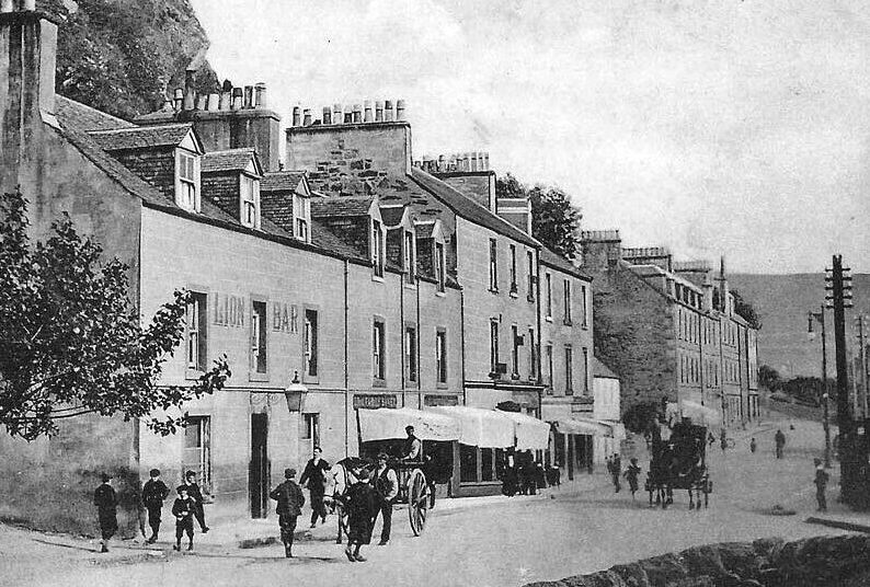 Tour Scotland: Old Photograph Combie Street Oban Scotland