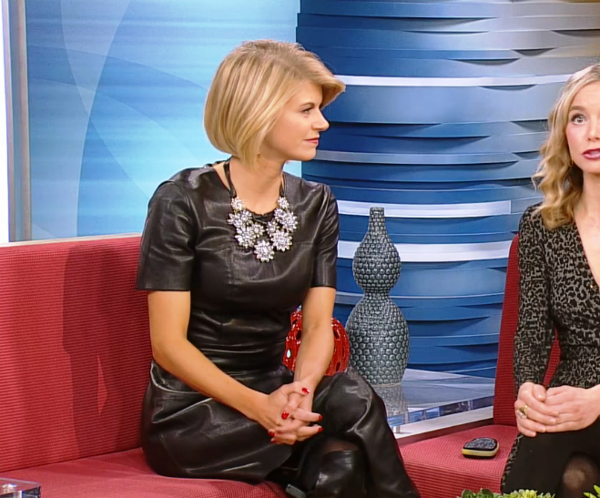 THE APPRECIATION OF NEWSWOMEN WEARING BOOTS BLOG: LIZ COLLIN MAKES ...