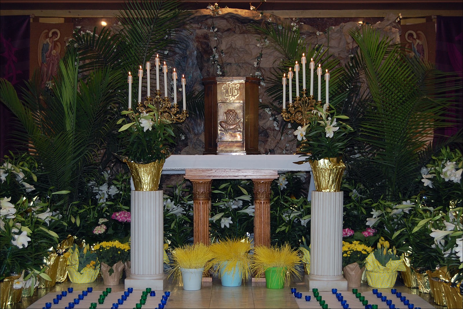 Il Regno: Holy Thursday Church Visitation and The Altar of Repose