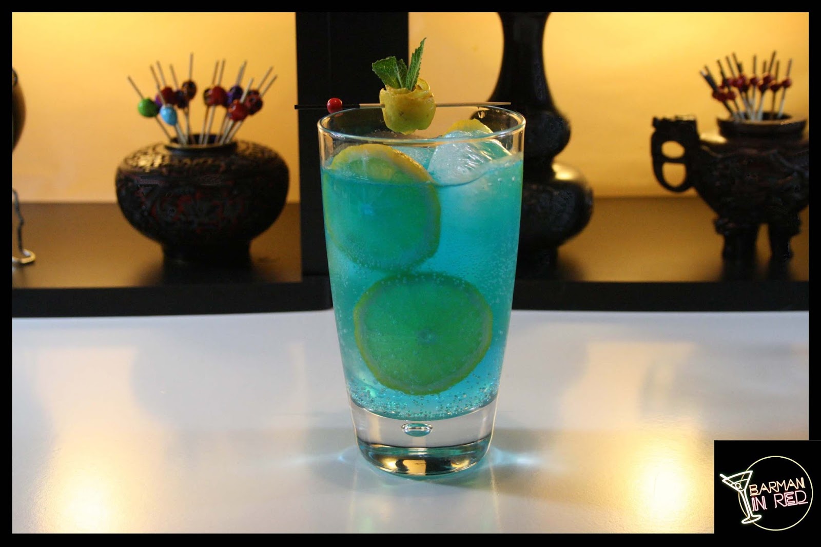 Cocteles con Ginebra "Burbujas Azules"
