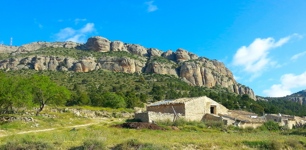 La Risca-Cascada del Río Hondares-Baños de Somogil-Río Alhárabe