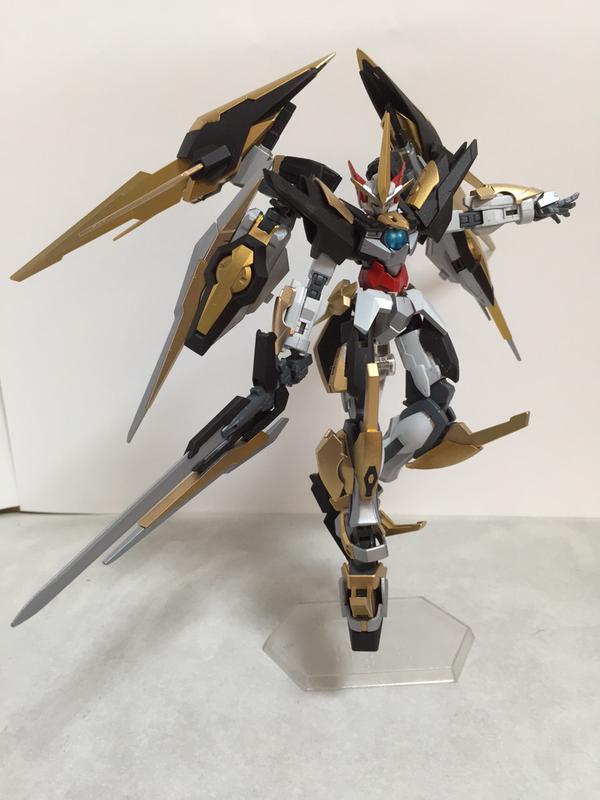 Custom Build: HG 1/144 00 Quanta + Dark Matter Kit bash