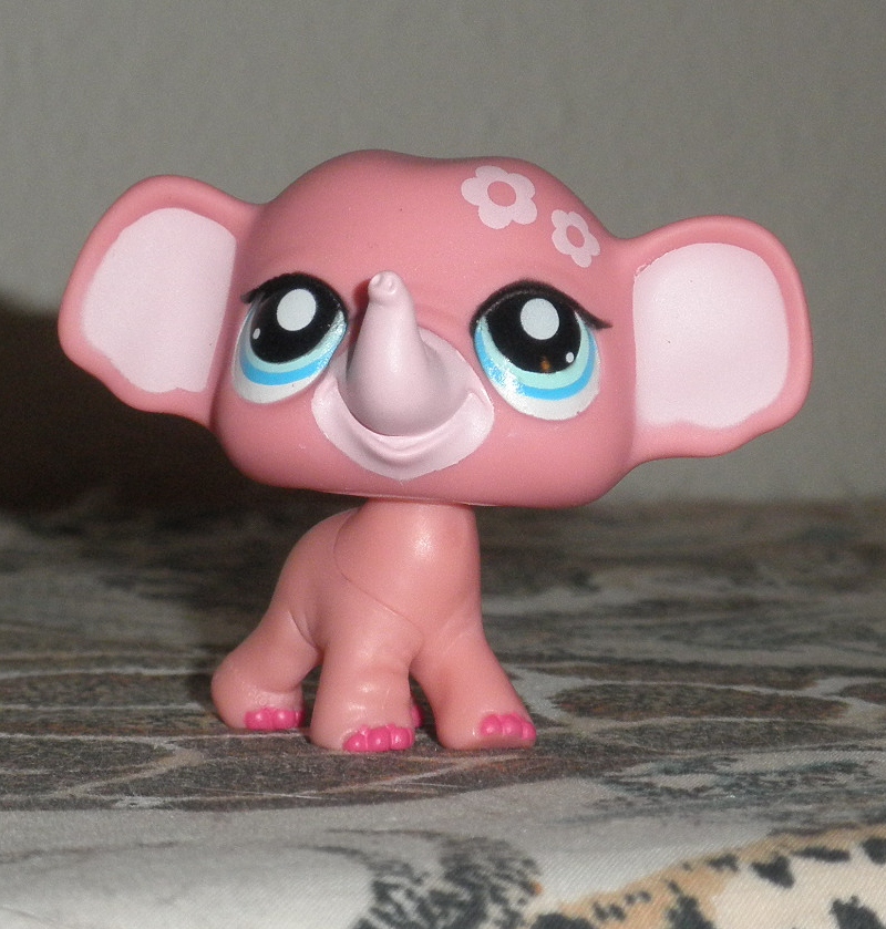 Collectomania: LPS Elephants