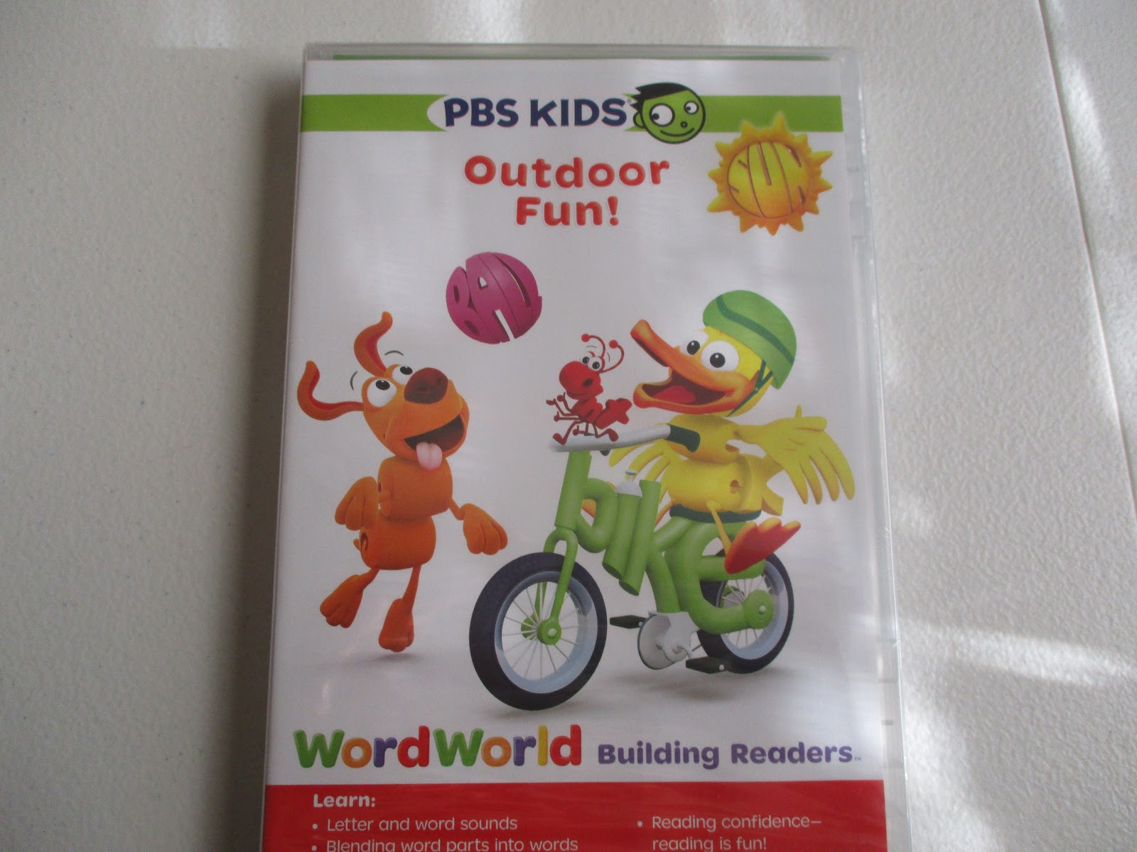 Missy's Product Reviews : WordWorld Building Readers Outdoor Fun!