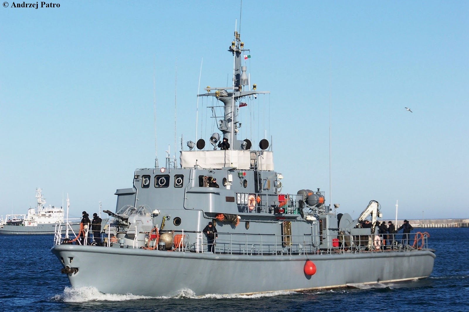 W obiektywie shipspottera czyli z migawką nad portową sadzawką: Z cyklu ...