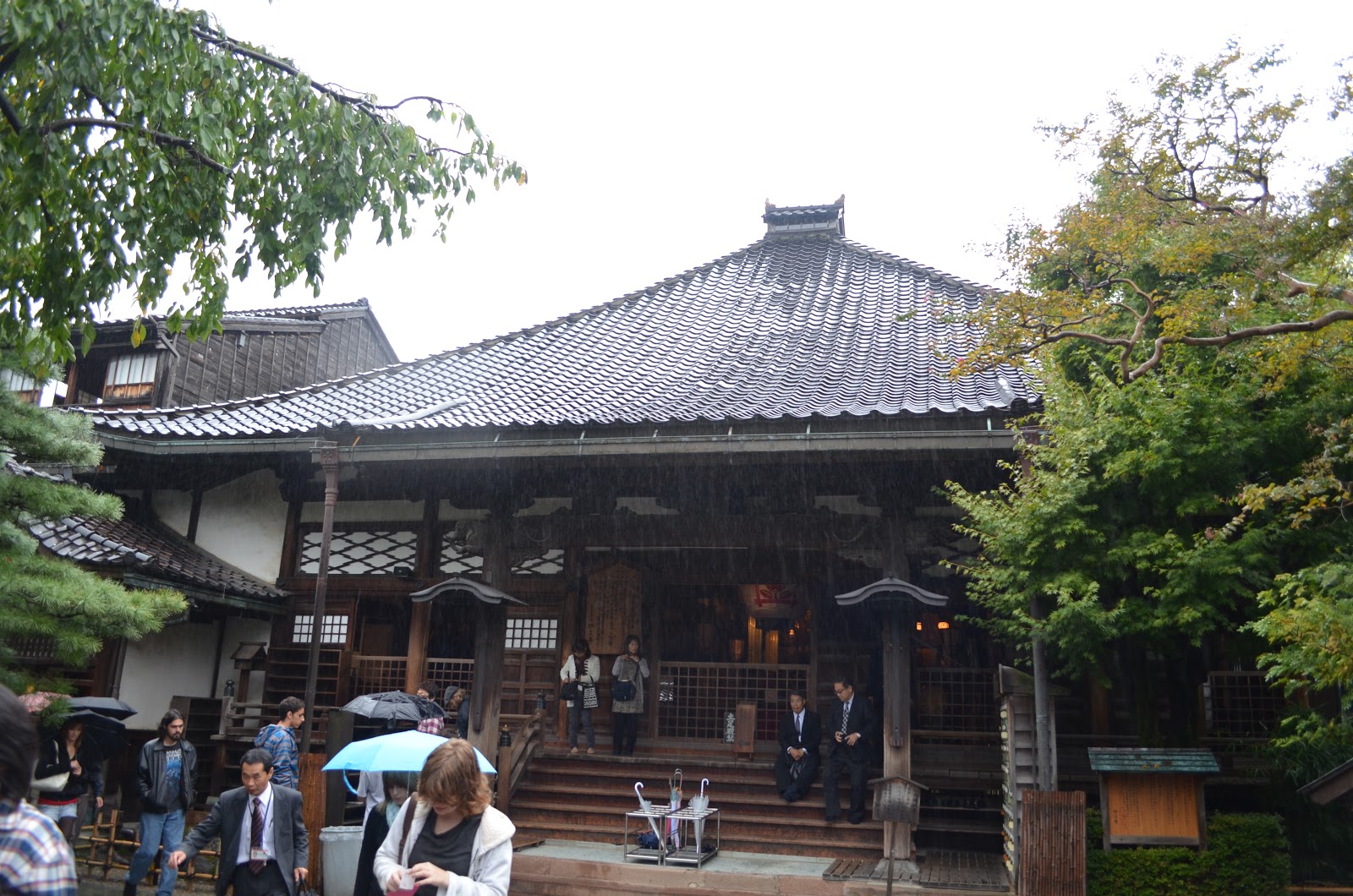 Life at Dormy Baraki: Kanazawa Day 2: NINJA TEMPLE