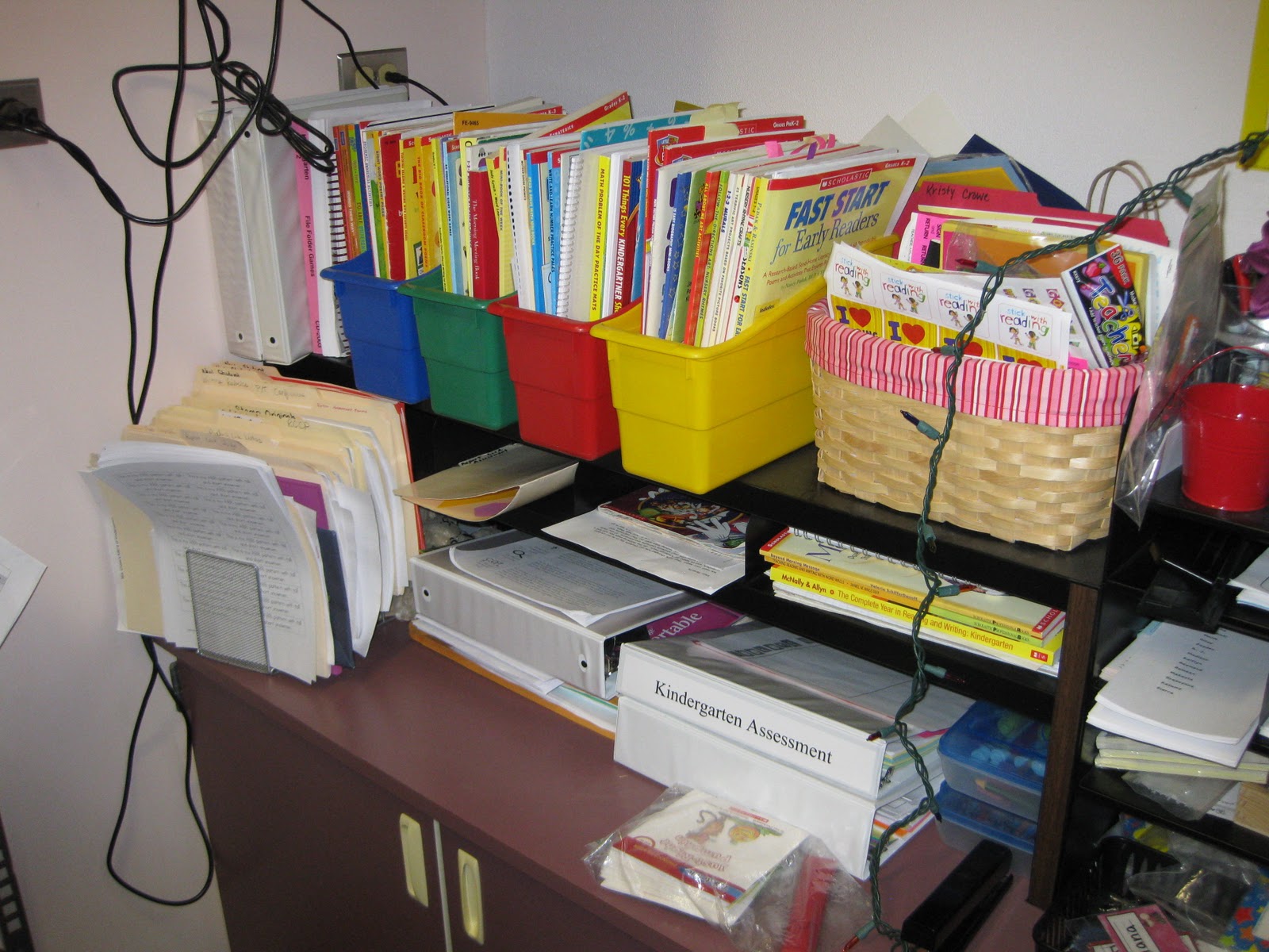 Mrs. Crowe's Kindergarten: Clutter Free Classroom Challenge Week 1