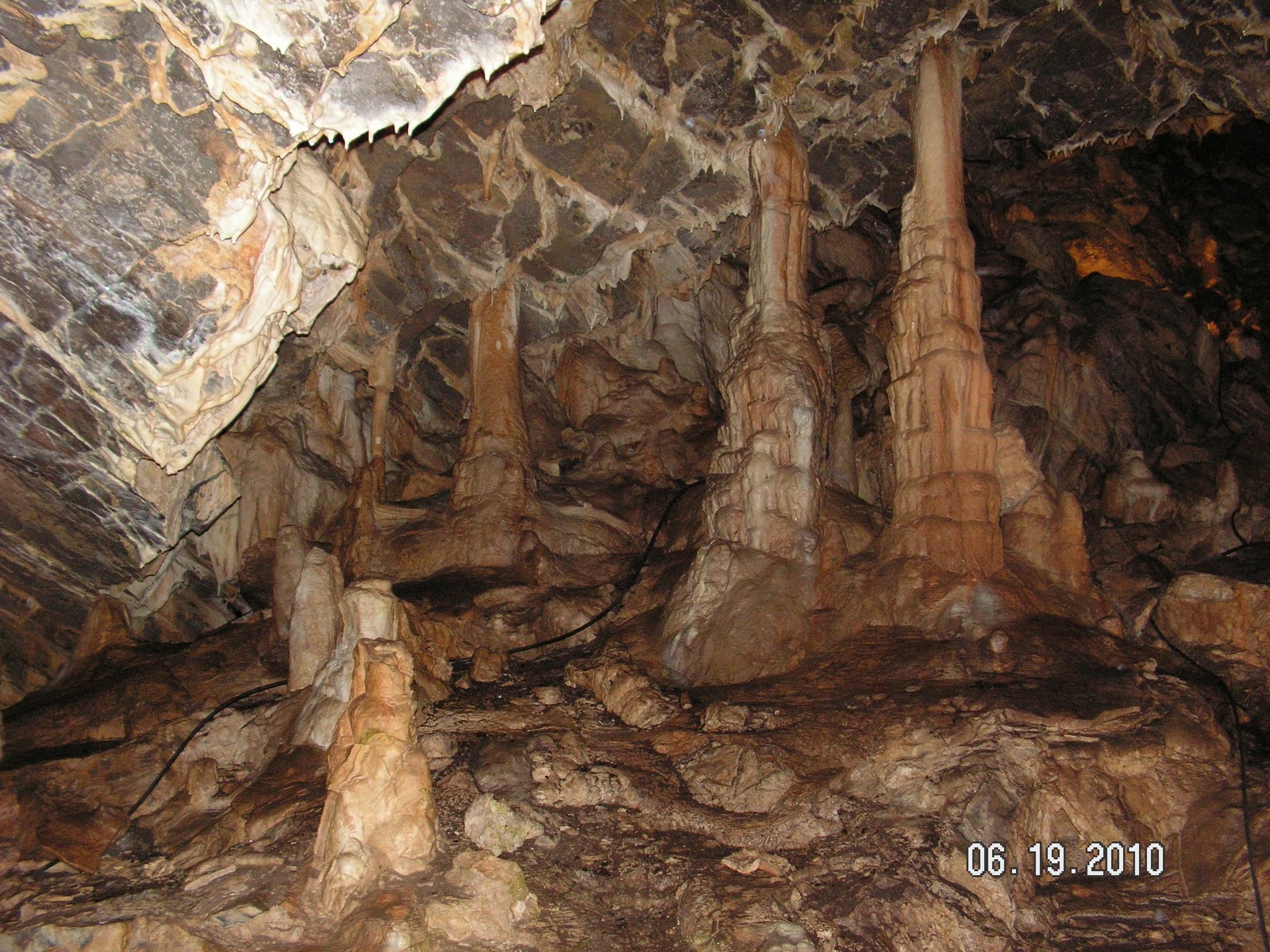 Wayne's Photo of The Day: Rock Formation in Minnetonka Cave, Idaho