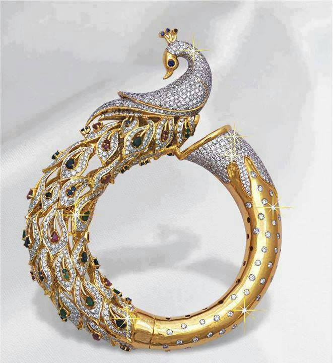 Amazing Peacock Bangles ~ Cute Photography