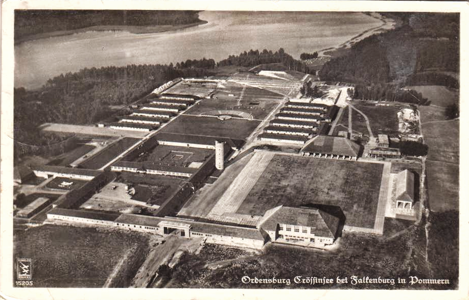 NAZI JERMAN: Album Foto Ordensburg Crössinsee koleksi Harry von Gebhardt