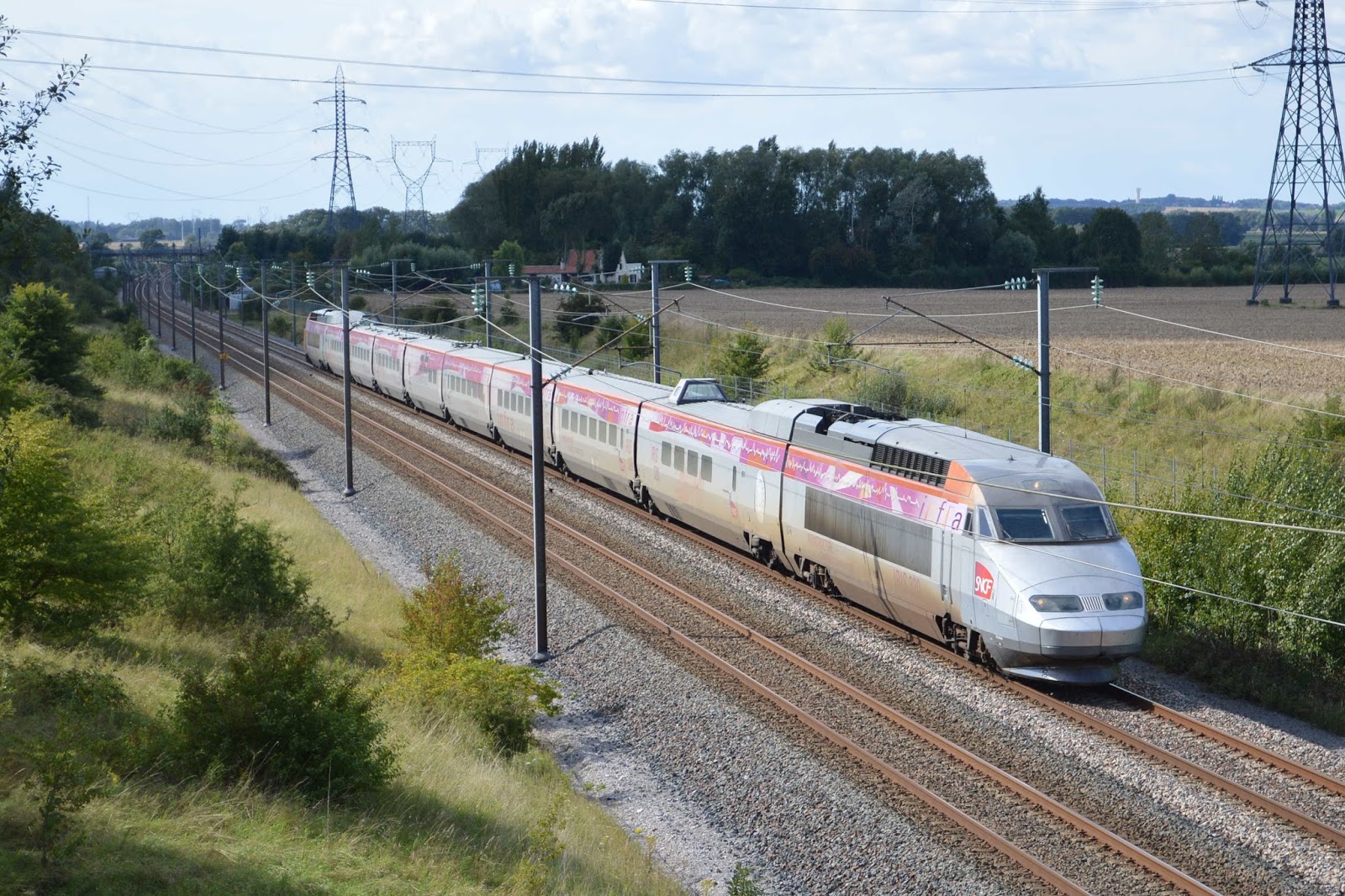 LA PASSION DU TRAIN: IRIS , tournée entre Calais et Hondeghem.