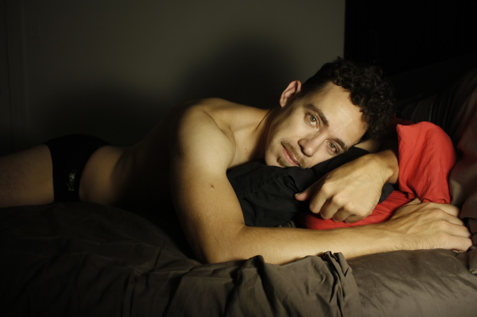 BARIHUNKS ®: Aaron Sørensen pitches Sparafucile on Midday Mississippi