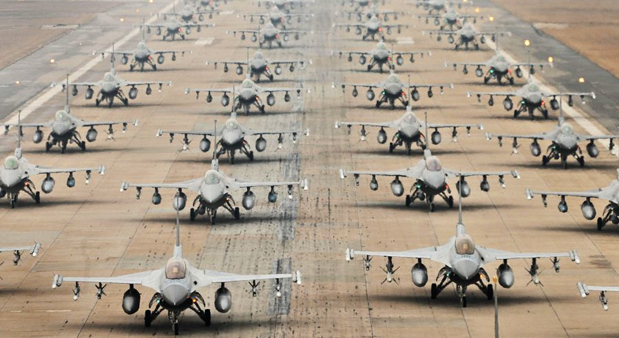 Okinawan Fighting Art "Ti": Display of Force