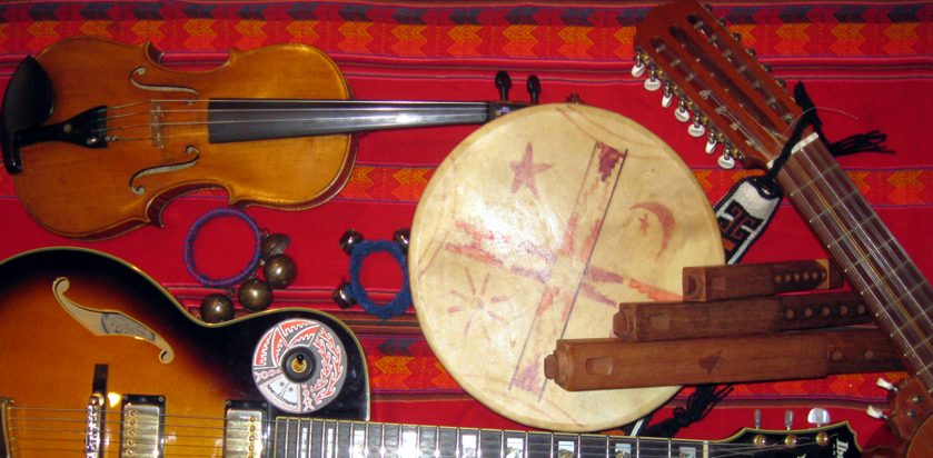 Polyana & Orlando / Traditional and Modern Music from Chile: Instruments