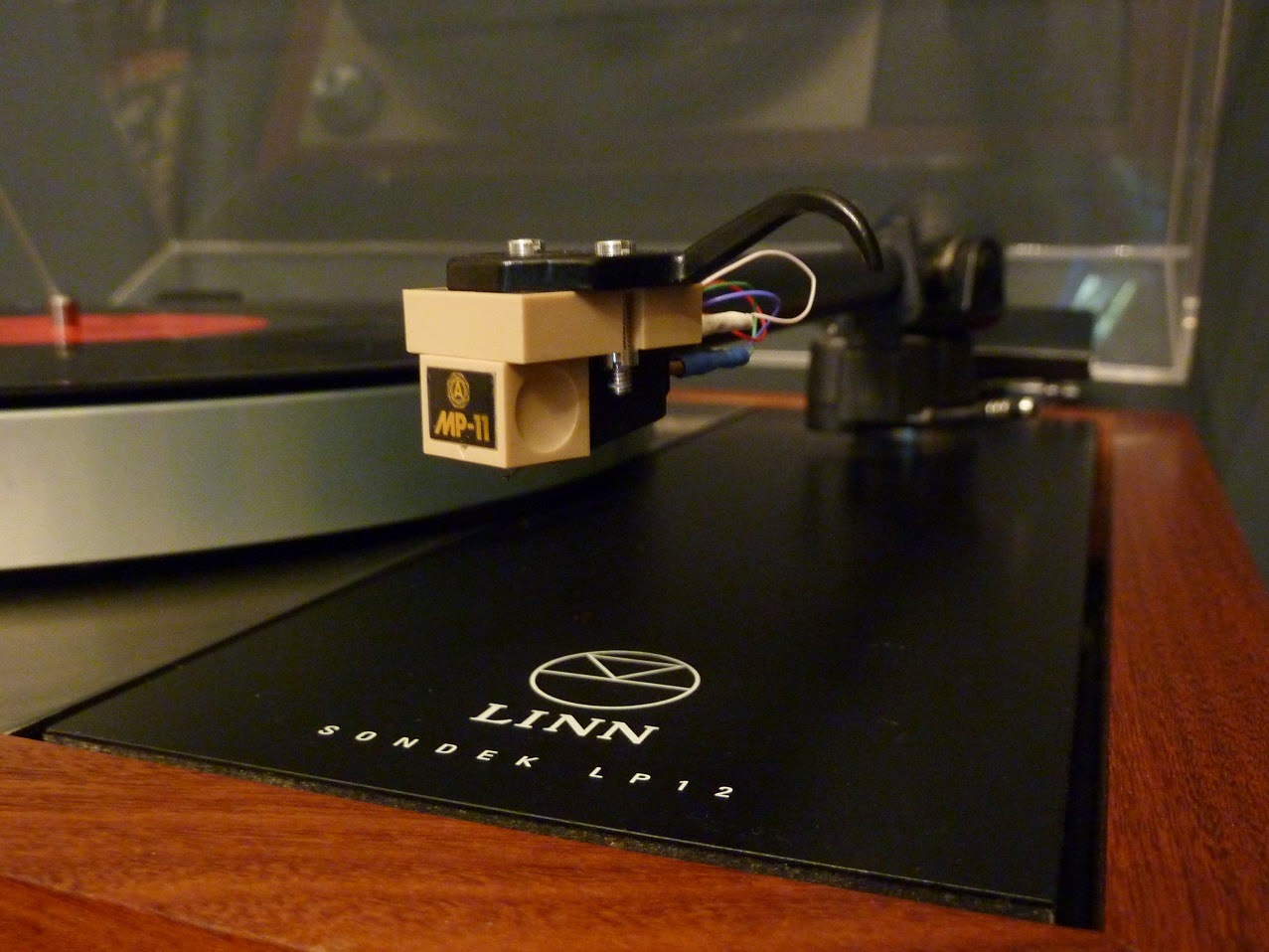 A left ear, a right ear and a VINYL FRONTIER: Nagaoka MP11 Put To The Test