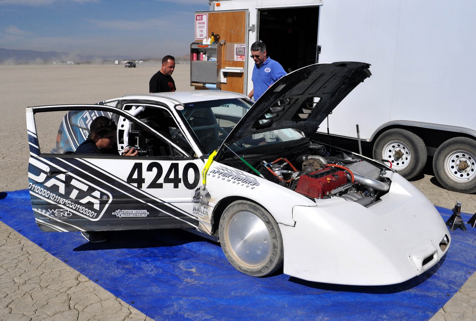 Just A Car Guy: May 14 2011 at El Mirage, dry lakes racing from start ...