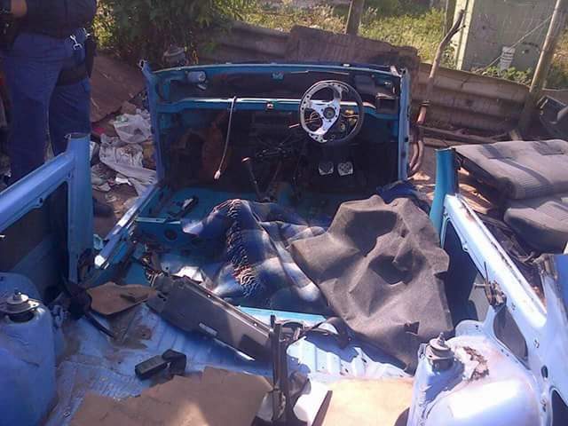 Brutal! See how criminals stripped cars hours after they stole them ...