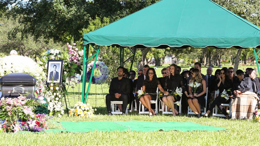 Sonya Smith Forever Fan Club #SmithFamilia: Detras de camaras- Funeral ...